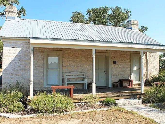 This stone cottage in Wimberley could be the cover of "Texas Hill Country Living" magazine—if simplicity had a subscription service.