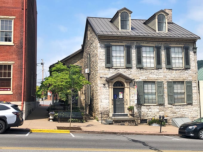 This isn't just a stone house; it's architectural poetry. Bellefonte's historic buildings tell stories without saying a word.