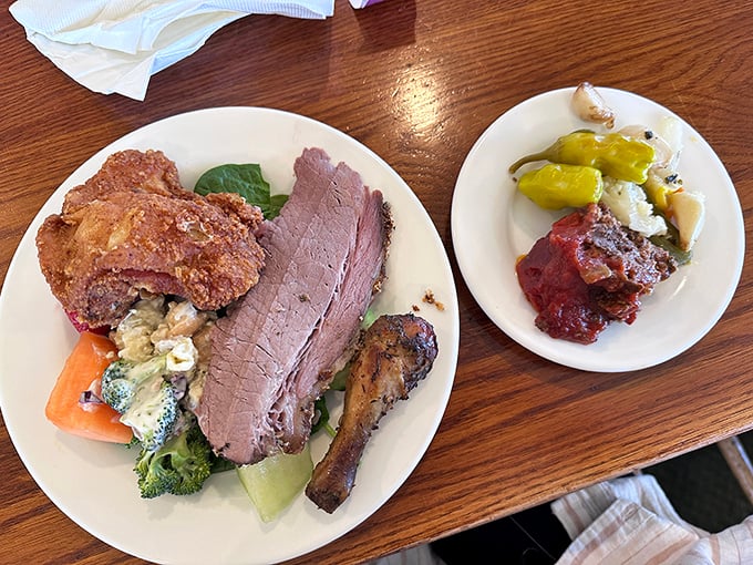 A plate loaded with comfort classics – where the fried chicken and roast beef compete for MVP status on this all-star team.