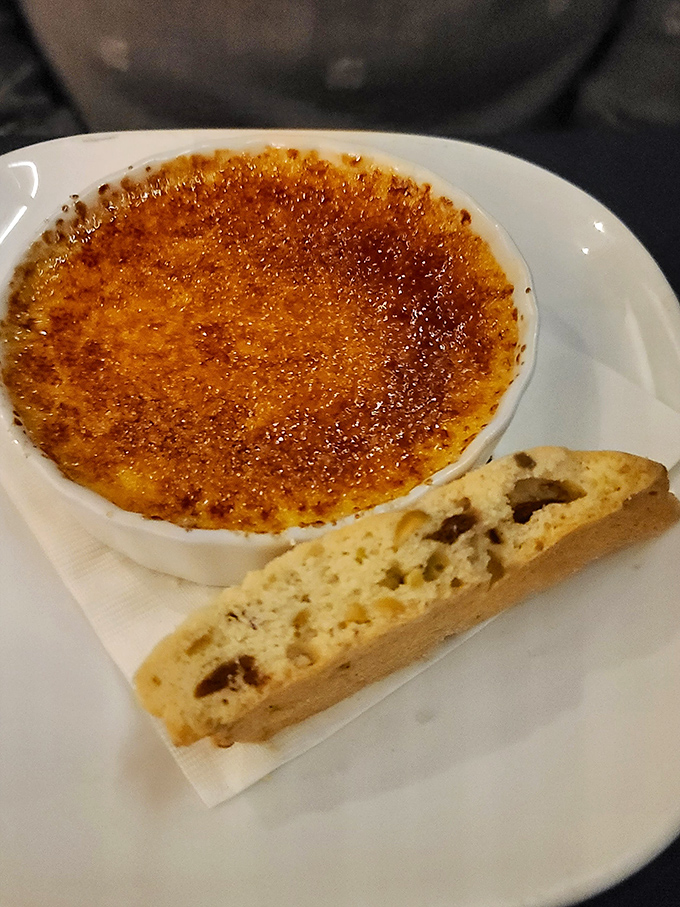 The star of the show: a crème brûlée with a sugar crust so perfectly caramelized, it should have its own Instagram account.