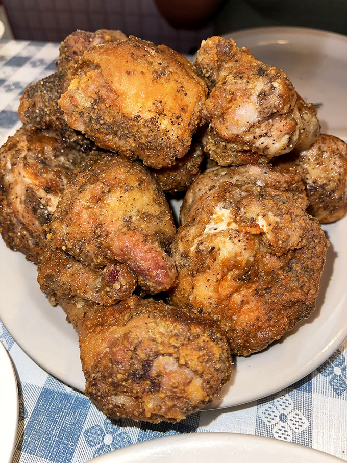 Behold the golden masterpiece that dreams are made of – crispy, seasoned, and absolutely worth the drive to Oldenburg.