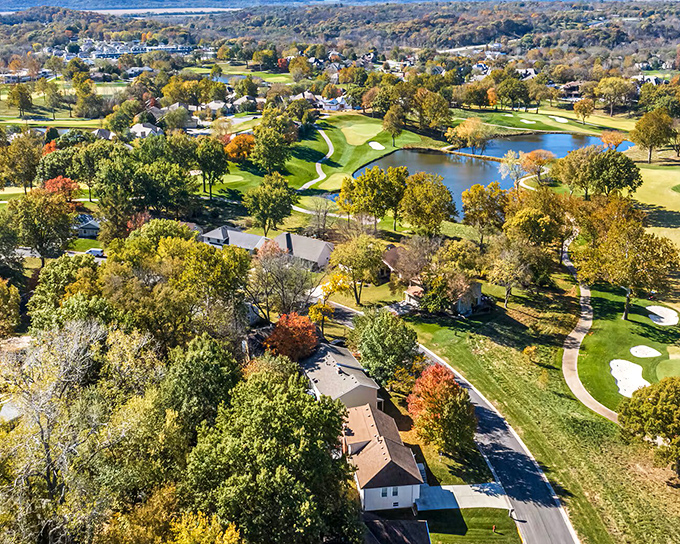 Parkville's golf course and surrounding homes offer that rare combination – stunning natural beauty with civilization's comforts just a chip shot away.