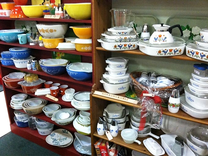 Pyrex paradise! This colorful collection of vintage kitchenware proves our grandmothers were onto something—style and substance in perfect harmony.