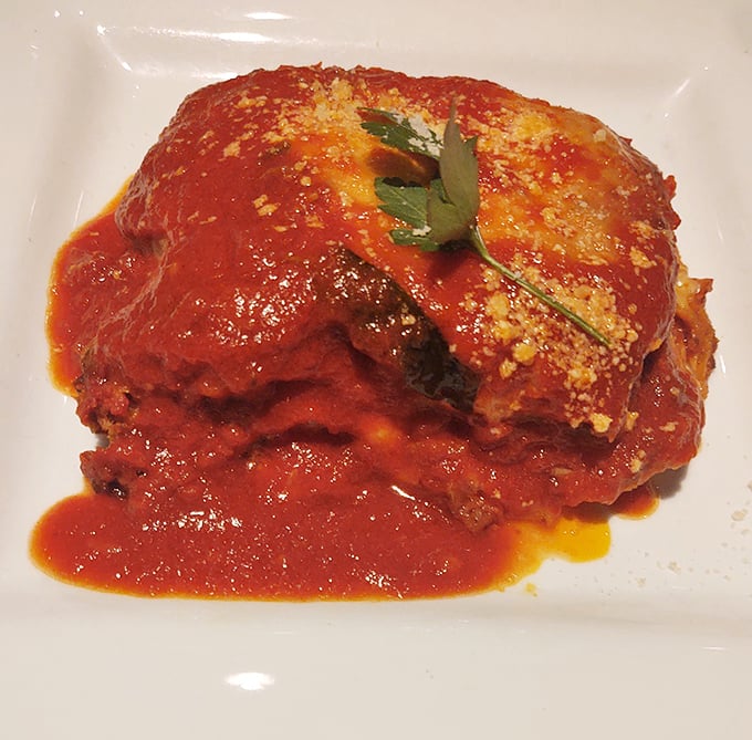 Layers of pasta, cheese, and sauce in perfect harmony—this lasagna doesn't need a microphone to be the star of the show.
