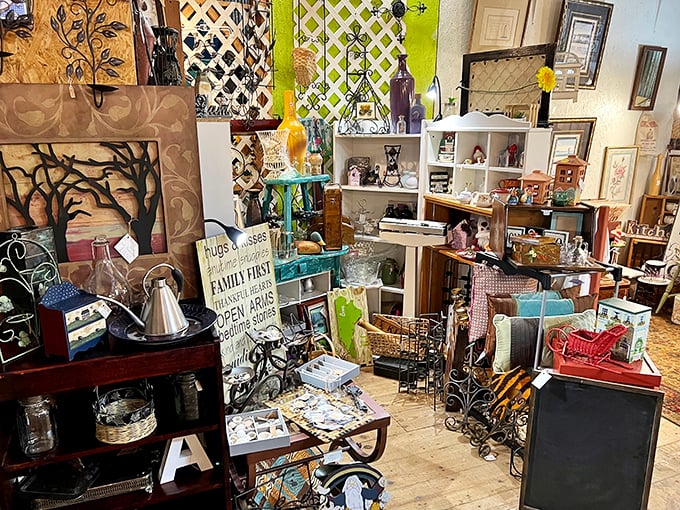 Every nook reveals a new category of curiosities. Home décor mingles with nostalgic knickknacks in this organized chaos of collectibles.
