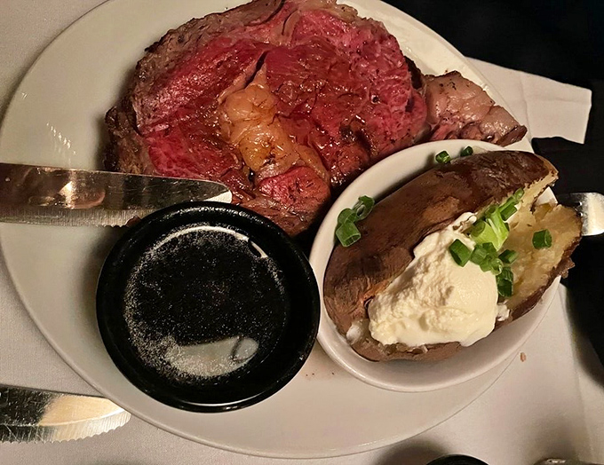 This prime rib doesn't need Instagram filters – it's the real-life food equivalent of that perfect sunset you can't stop staring at.