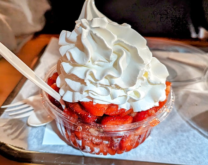 Fresh strawberries crowned with a cloud of whipped cream – desserts here aren't just served, they're presented with Midwestern generosity.