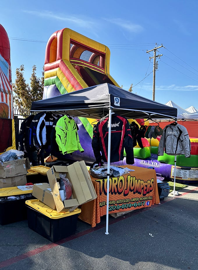 Inflatable dreams and practical jackets coexist in perfect harmony – where else can you buy winter gear and rent a bounce house in one stop?
