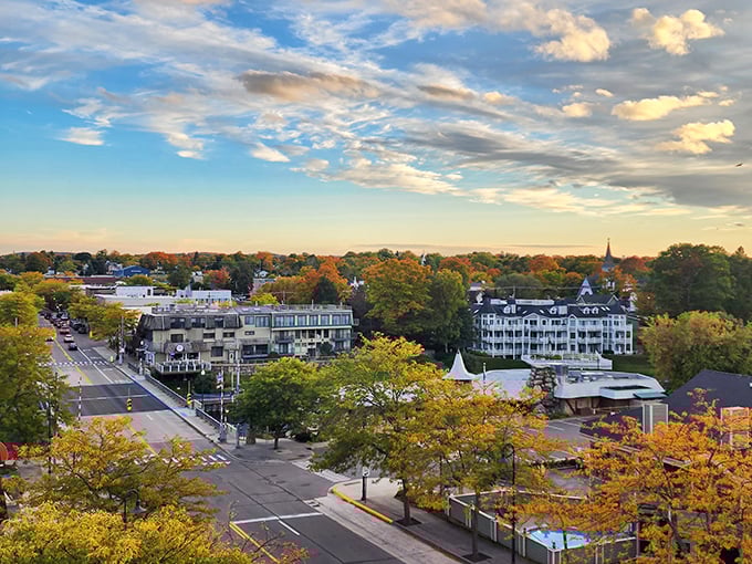 Charlevoix: Pastel-colored shops line this picture-perfect street. Window shopping here costs nothing but might steal your heart.