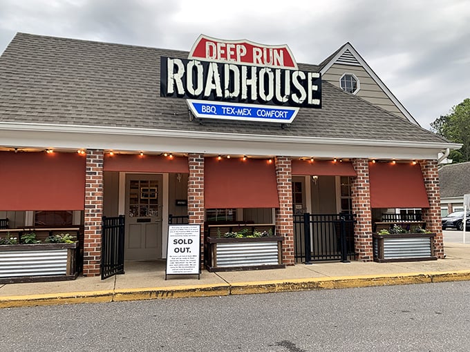 Deep Run Roadhouse's brick-and-awning combo screams "comfort food ahead!" Your diet doesn't stand a chance.