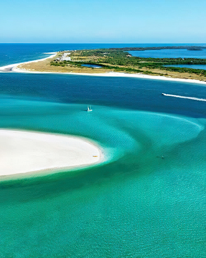 Caladesi Island's North Beach—where the water looks Photoshopped but is actually just showing off its natural beauty.