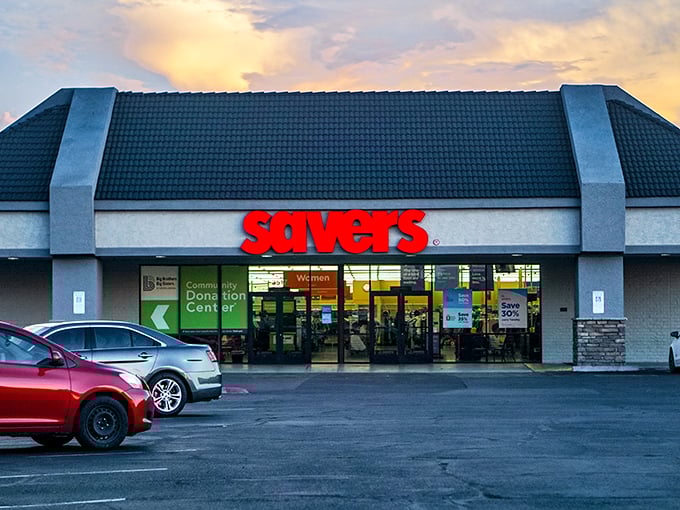 Savers at sunset – where the day may be ending, but the deals are just beginning. Treasure hunting doesn't get better than this!