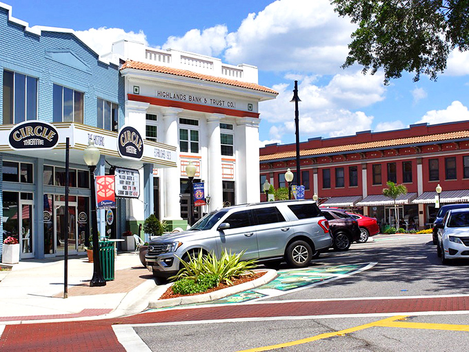 Sebring's street scene pops with color like a tropical fruit salad—refreshing to the eyes and good for the soul!