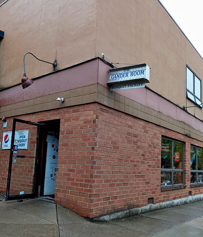 The Gander Room's unassuming brick exterior is the sandwich world's equivalent of a poker face—hiding delicious secrets within.