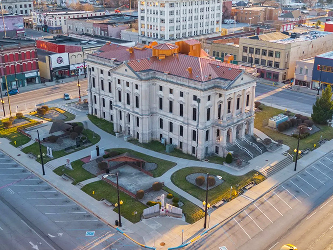 Historic architecture meets small-town affordability in Marion's downtown district. Those brick facades have witnessed generations of sensible Midwestern living.