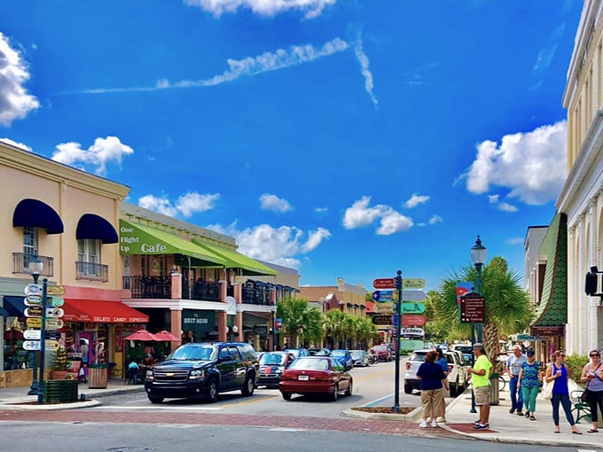Spanish moss and historic buildings make Mount Dora feel like Florida's answer to a New England village—just with better winter weather.