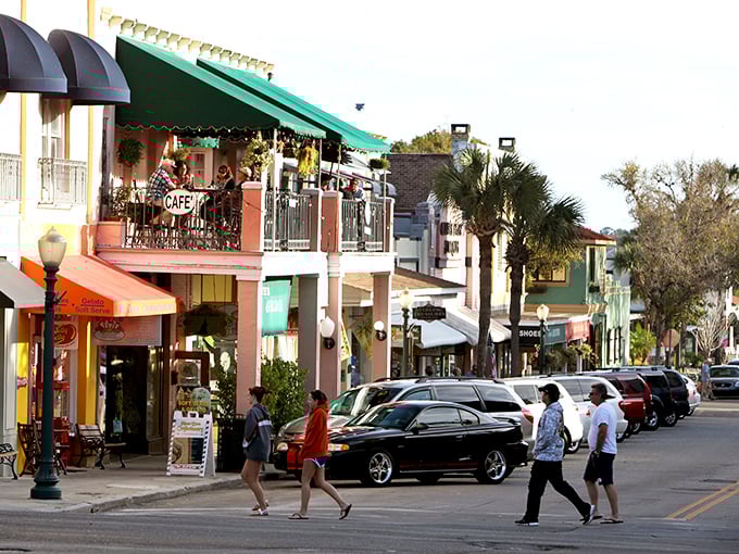 Outdoor cafés line Mount Dora's streets, inviting you to people-watch while sipping coffee – retirement's greatest spectator sport played at professional levels here.