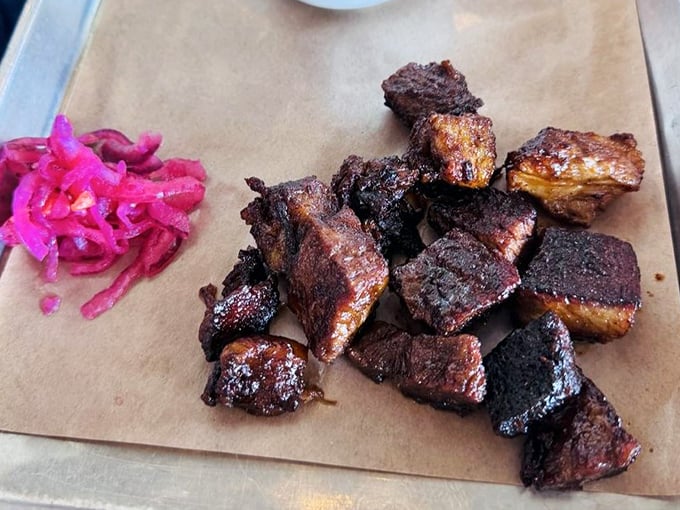Burnt ends – those caramelized, flavor-packed brisket morsels that barbecue aficionados would gladly trade their favorite vinyl collection for.