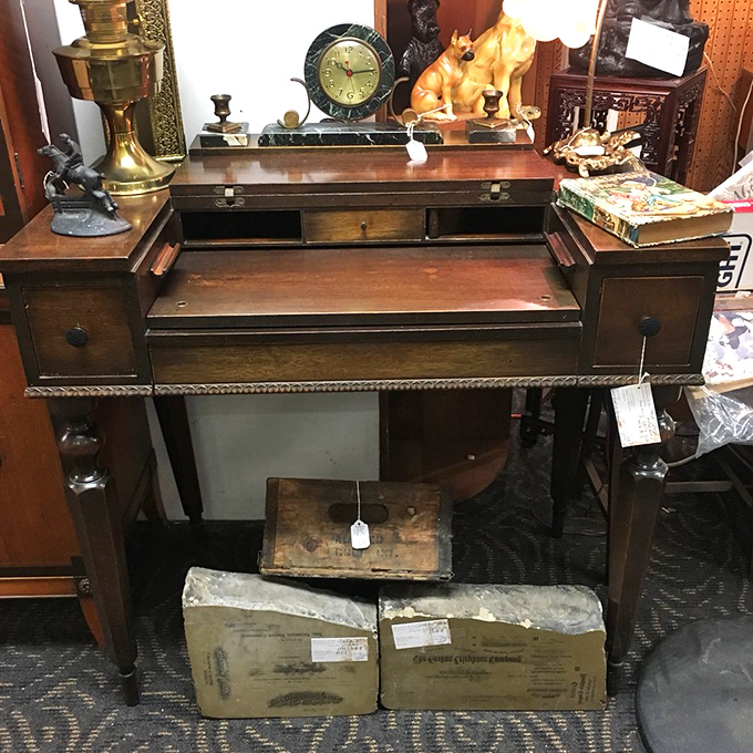 This isn't just a desk—it's a portal to when correspondence meant something. Imagine the letters written here, each with actual handwriting!