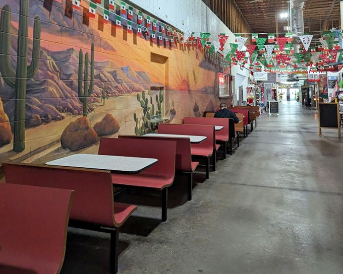 The food court's desert-themed mural transports diners to the Southwest while red booths invite you to rest those treasure-hunting feet.