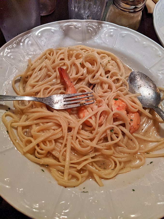 Linguine with shrimp isn't just pasta—it's a silky canvas where each twirl around your fork delivers a perfect balance of garlic, seafood, and Italian comfort.