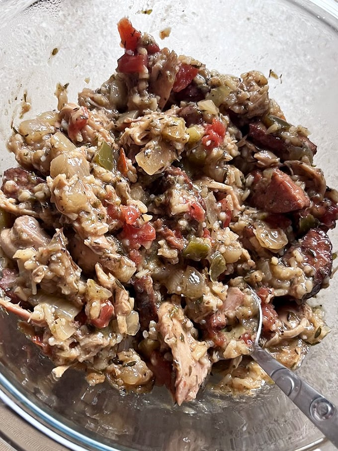 This jambalaya doesn't just speak—it sings with chunks of seafood, sausage, and vegetables dancing in perfect Cajun harmony.
