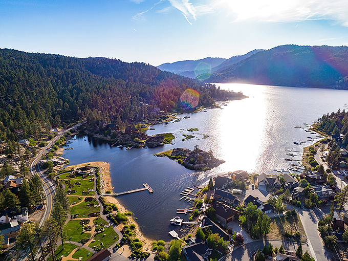 Soak in the beauty of Big Bear Lake, California — where sparkling waters, lush pine forests, and mountain serenity come together for the perfect alpine escape.