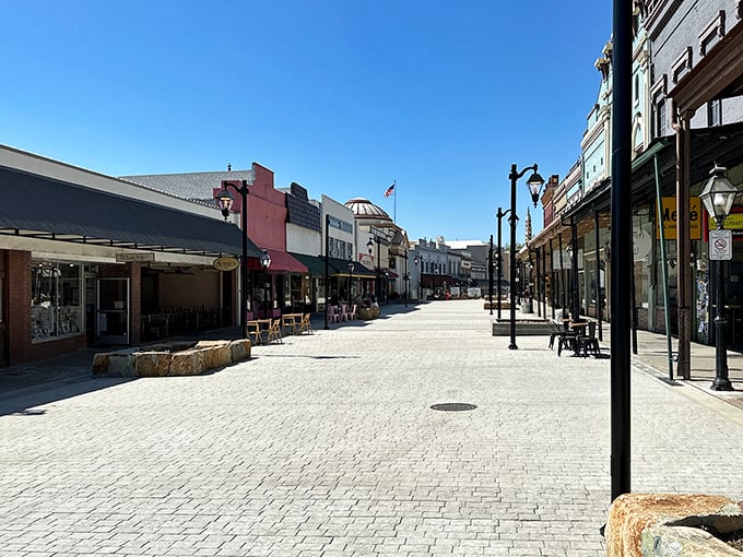 Grass Valley's historic buildings house modern treasures – boutiques, restaurants, and small-town charm.