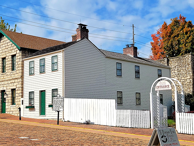 Where literary magic begins: Mark Twain's boyhood home whispers tales of mischief and Mississippi dreams.