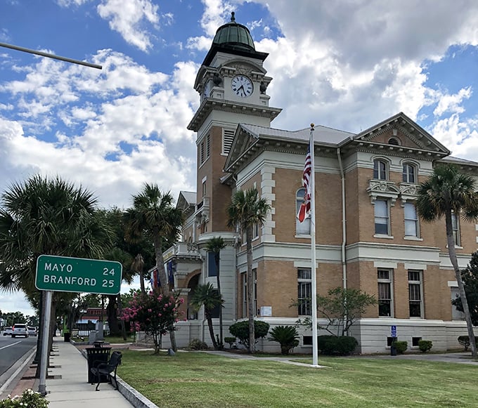 The stately Live Oak building represents Southern hospitality at its finest – gracious, unhurried, and welcoming.