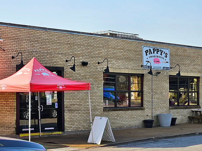 Pappy's brick façade houses BBQ greatness – where the only thing more welcoming than the building is the aroma inside.