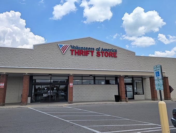 Volunteers of America's patriotic signage welcomes treasure hunters to a world where yesterday's castoffs become tomorrow's conversation pieces.