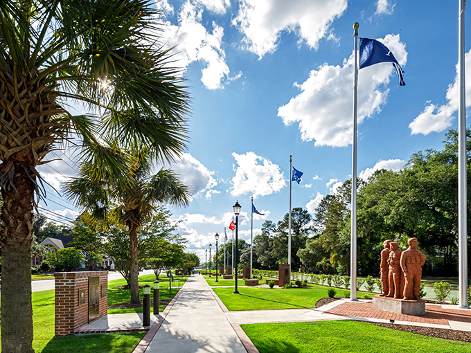 Veterans Park welcomes visitors with Southern hospitality and zero admission fees – now that's patriotic.