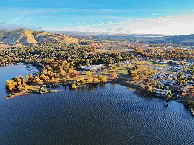 Lakeside living at its most affordable in Clearlake. Those docks are calling your name for fishing and sunset views.