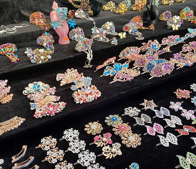 Bedazzled butterfly clips and sparkling brooches – proof that sometimes the smallest treasures catch the most light. Magpies and fashionistas, take note!