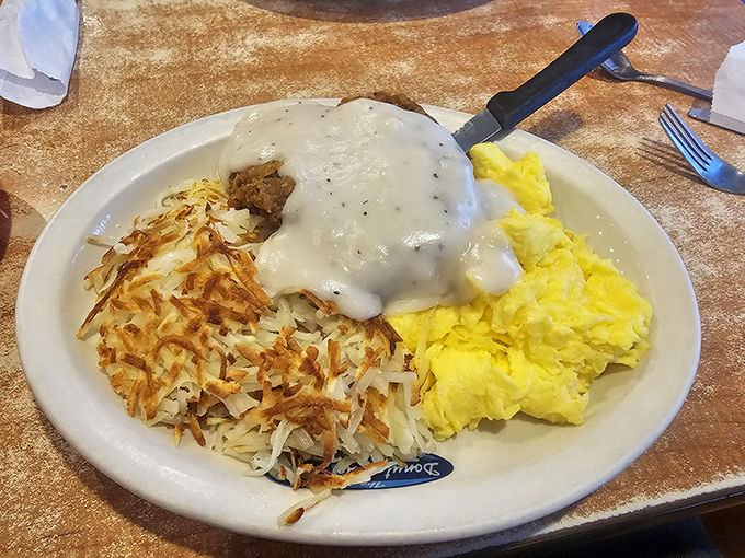 Biscuits and gravy that would make your grandmother both proud and jealous. The crispy hash browns are playing no supporting role here.