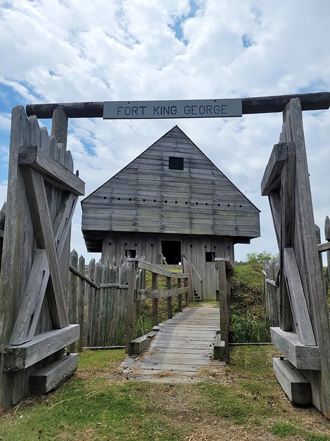 "Welcome to Fort King George" says this impressive entrance. The pointy fence wasn't just decorative—it was the colonial equivalent of a "No Soliciting" sign.