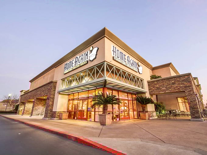 Home Again's welcoming façade reminds us that in Modesto, shopping doesn't require fighting through crowds that make Times Square look like a monastery.