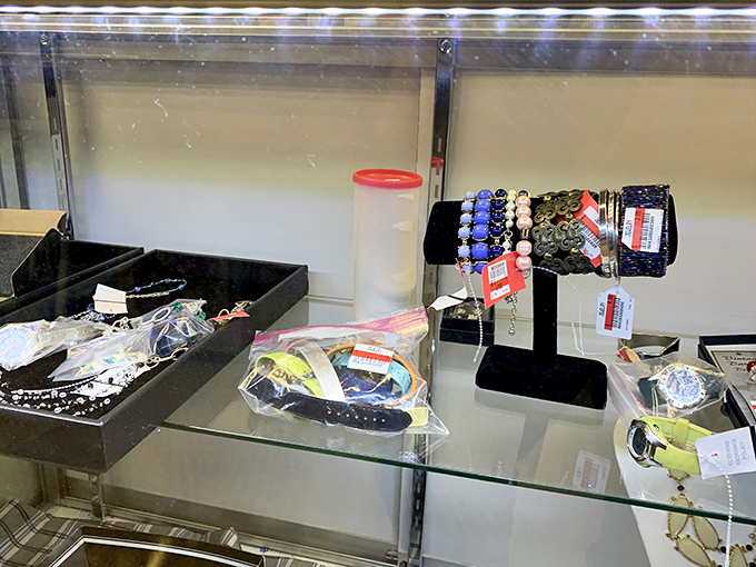 Treasure island for the wrist! These watches and bracelets once marked important moments in someone's life. Now they're waiting to accessorize yours.