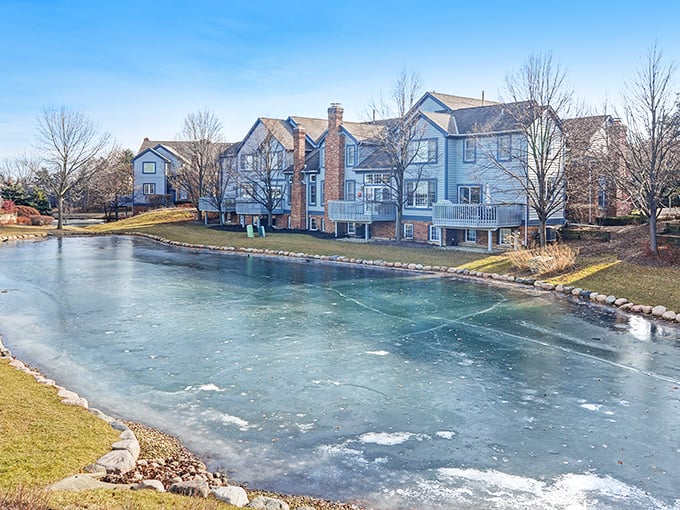 Waterfront living, Hinsdale-style. These homes don't just have curb appeal—they've got pond panache that would make HGTV producers weep with joy.
