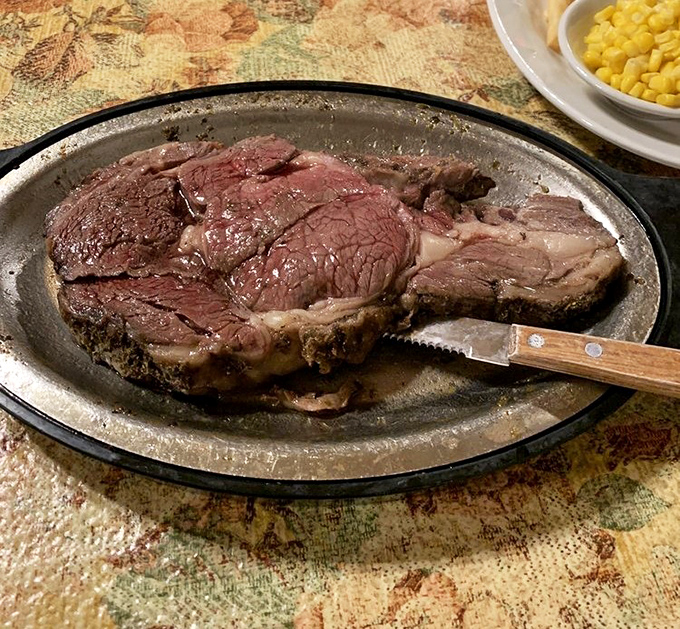 Prime rib that doesn't need a filter or fancy lighting—just your undivided attention and maybe a moment of respectful silence before diving in.