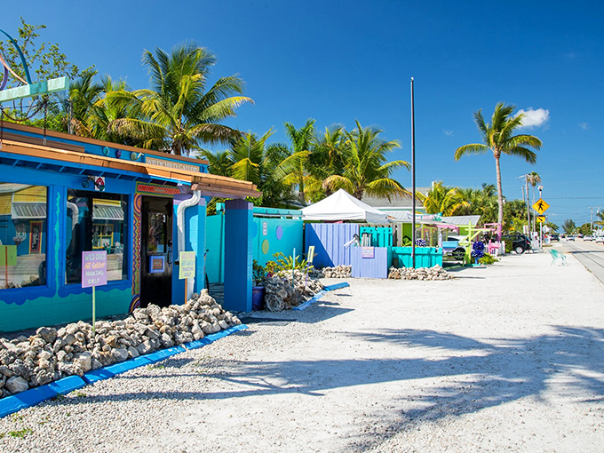 Technicolor dreams come to life along Matlacha's shop-lined streets. Each building competing to out-charm its neighbor with Caribbean-bright hues.