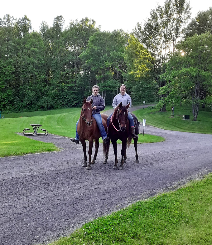 Horseback riding here feels like stepping into a Western movie, minus the dramatic shootouts and tumbleweeds.