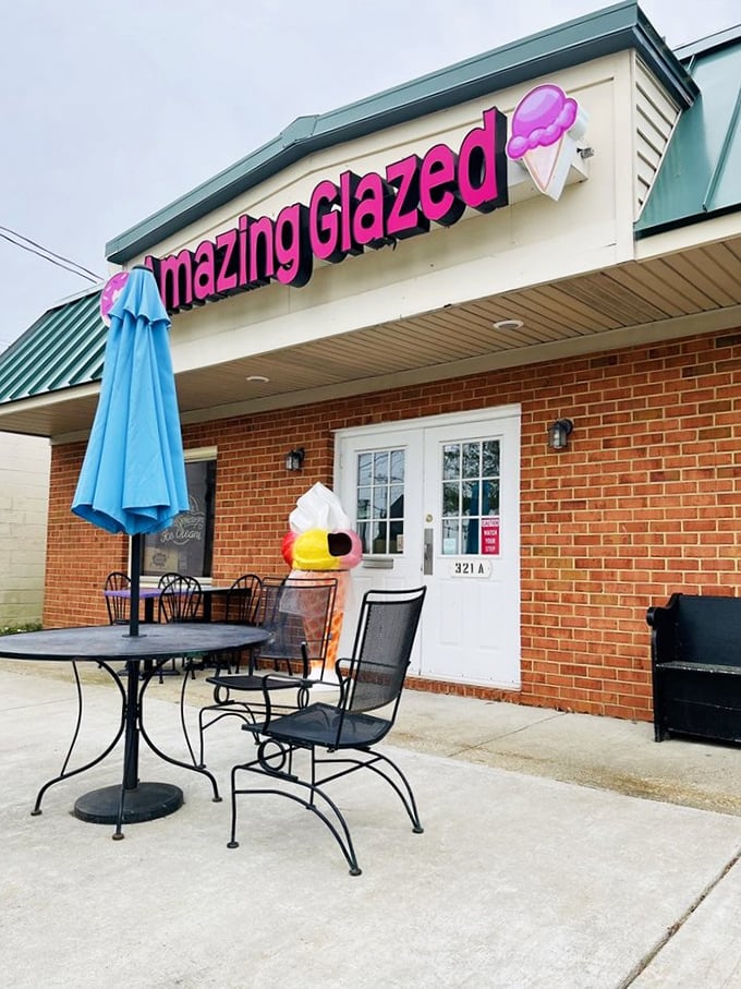 Amazing Glazed's brick façade and cheerful pink sign promise sweet adventures beyond that door. Chesapeake's most appropriately named shop!
