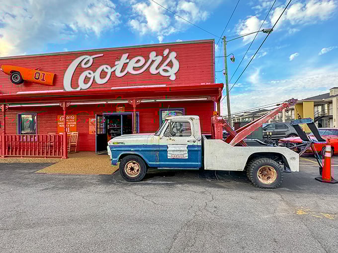 That vintage tow truck has seen more action than a Nashville honky-tonk on Saturday night – pure Americana on wheels.