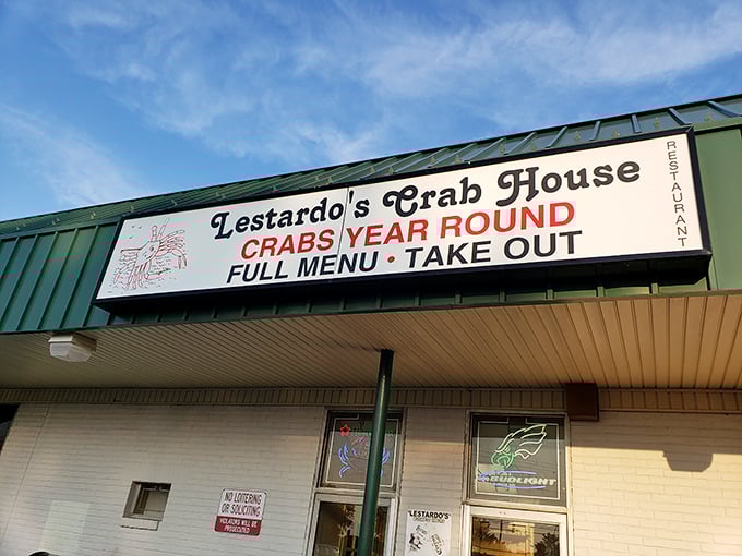 Lestardo's no-nonsense sign tells you everything you need to know – crabs year-round is a promise worth keeping!