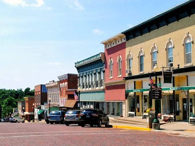 Mount Carroll's historic buildings stand shoulder to shoulder, like old-timers posing for a group photo that's lasted 150 years.