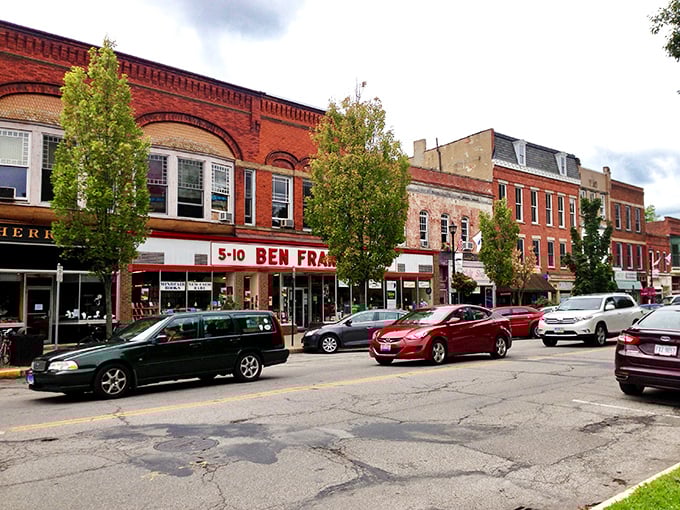 Oberlin's Little Art Theatre brings culture to the heart of town. The vintage marquee promises entertainment just like in the good old days.