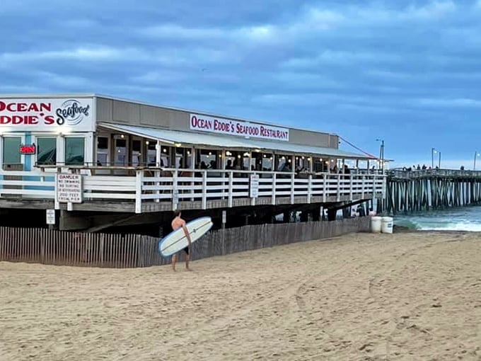 Ocean Eddie's sits right on the fishing pier – so close to the source that fish practically jump onto your plate.