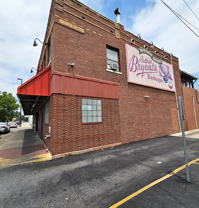 The vintage charm of Arthur Bryant's exterior tells you this place has stories to tell – most of them involving sauce-stained shirts.